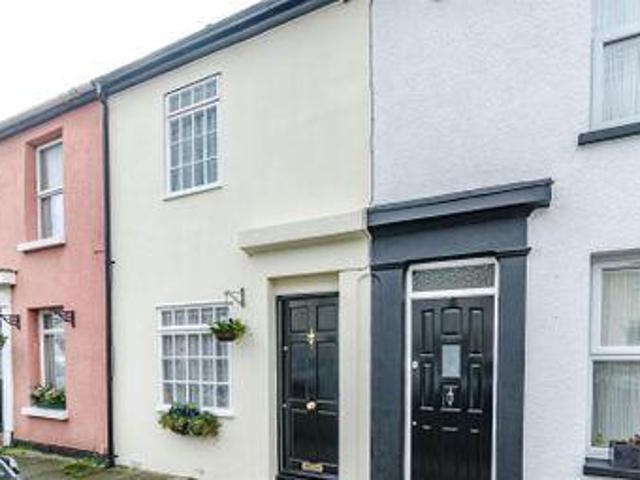 2 Bedrooms Terraced house for sale in Primrose Avenue, Enfield EN2