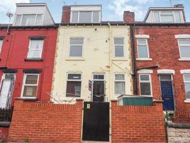 2 Bedrooms Terraced house for sale in Runswick Avenue, Leeds LS11