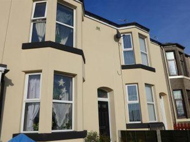 2 Bedrooms Terraced house for sale in Railway Terrace, Heywood OL10