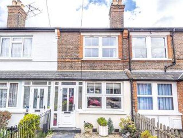 2 Bedrooms Terraced house for sale in Reginald Road, Northwood, Middlesex HA6