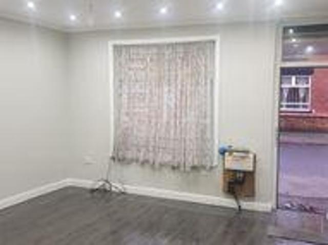2 Bedrooms Terraced house for sale in Richelieu Street, Bolton BL3