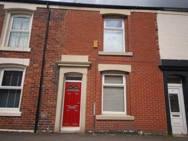 2 Bedrooms Terraced house for sale in St Georges Avenue, Blackburn BB2