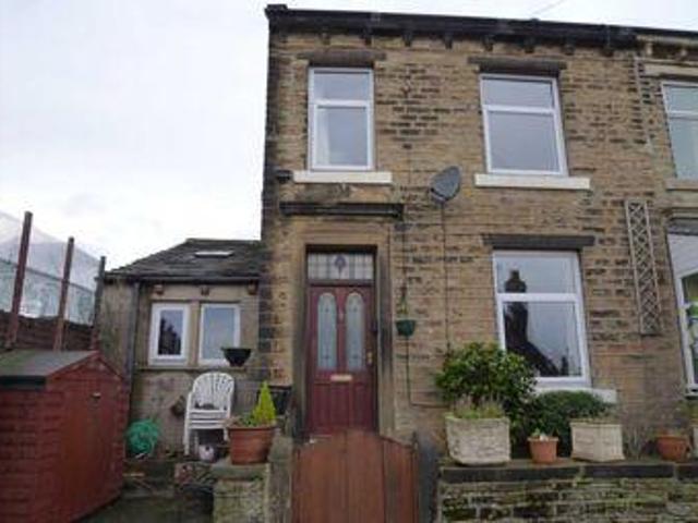 2 Bedrooms Terraced house for sale in Swallow Lane, Golcar, Huddersfield HD7