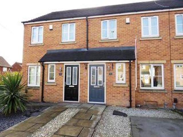 2 Bedrooms Terraced house for sale in Swarcliffe Approach, Leeds LS14