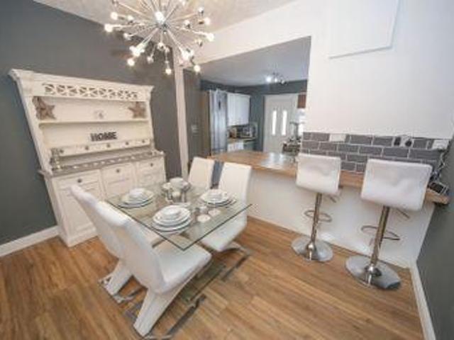 2 Bedrooms Terraced house for sale in Shale Street, Burnley BB12