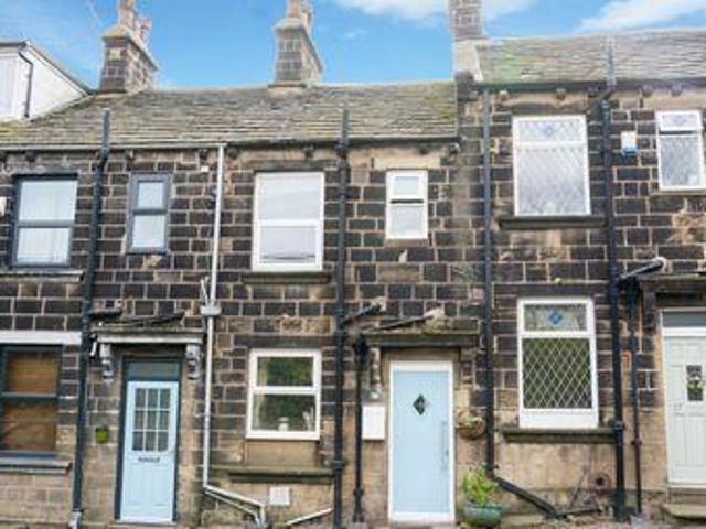 2 Bedrooms Terraced house for sale in The Mount, Town Street, Rawdon, Leeds LS19