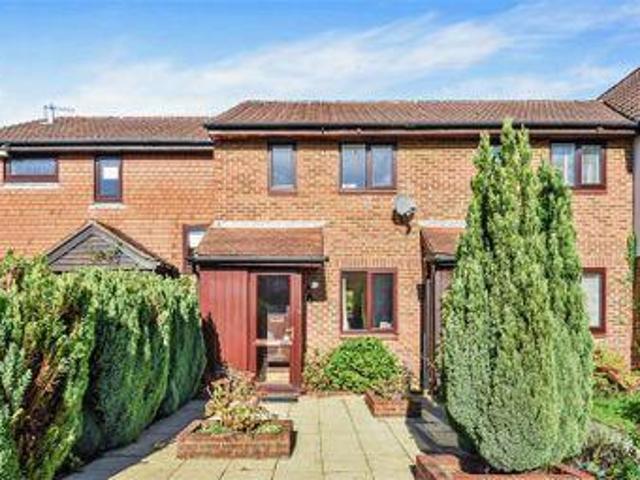 2 Bedrooms Terraced house for sale in Treelands, North Holmwood, Dorking RH5
