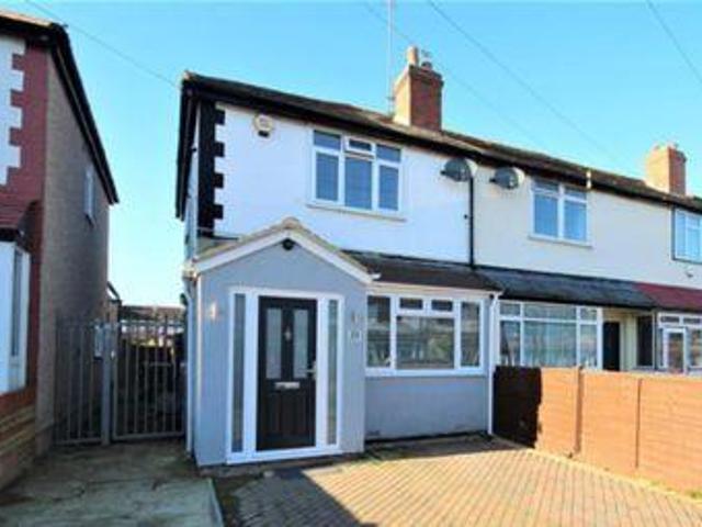 2 Bedrooms Terraced house for sale in Whittington Avenue, Hayes UB4