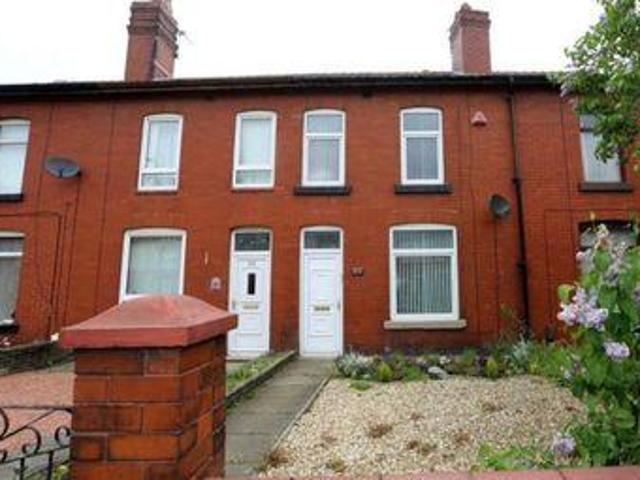 2 Bedrooms Terraced house for sale in Wigan Road, Atherton, Manchester, Lancashire M46