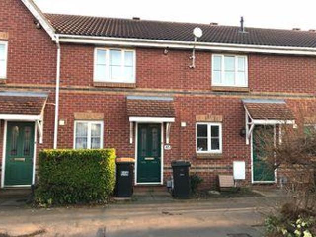 2 Bedrooms Terraced house for sale in Wildflower Way, Bedford MK42