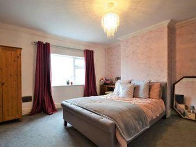 2 Bedrooms Terraced house for sale in Wilfrid Street, Swinton, Manchester M27