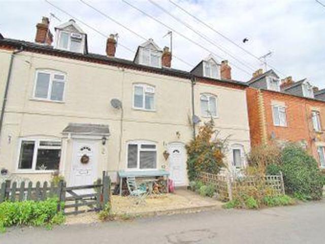 2 Bedrooms Terraced house for sale in Willow Road, Kings Stanley, Stonehouse, Gloucestershire GL10