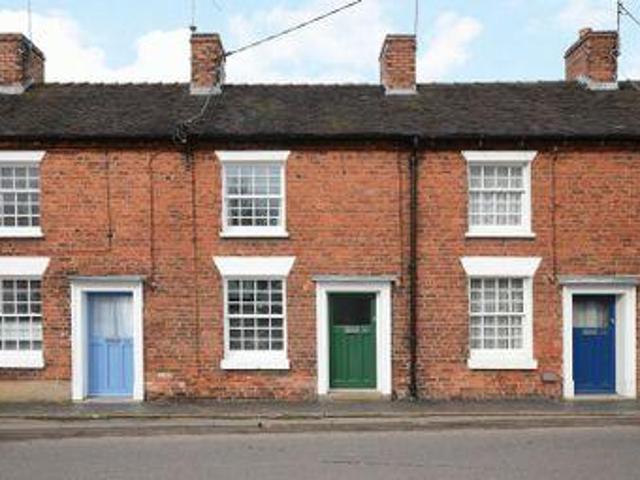 2 Bedrooms Terraced house for sale in 20 Stone Road, Eccleshall, Staffordshire. ST21
