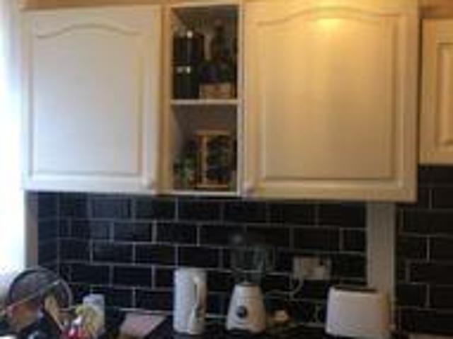 2 Bedrooms Terraced house for sale in 65 Bayswater Place, Leeds, West Yorkshire LS8