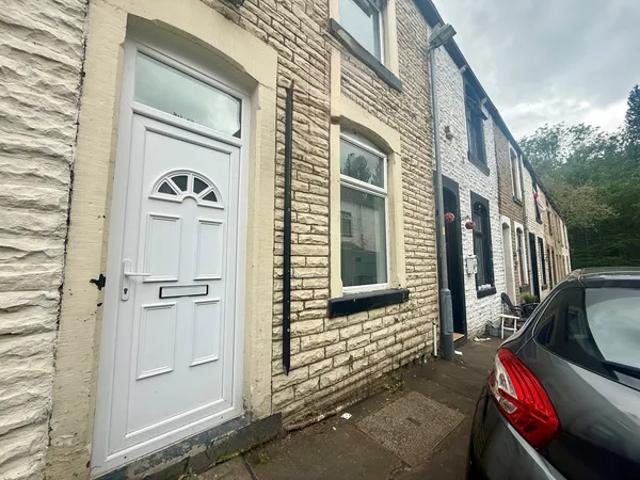 2 bedrooms terraced house to rent