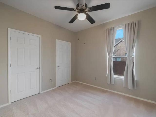2 bedrooms to rent females only