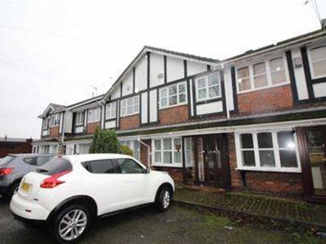 2 Bedrooms Town house for rent in Baker Street, Heywood OL10