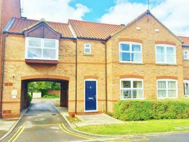 2 Bedrooms Town house for rent in Hansom Place, Wigginton Road, York YO31