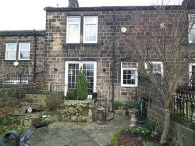 2 Bedrooms Town house for rent in London Street, Rawdon, Leeds LS19