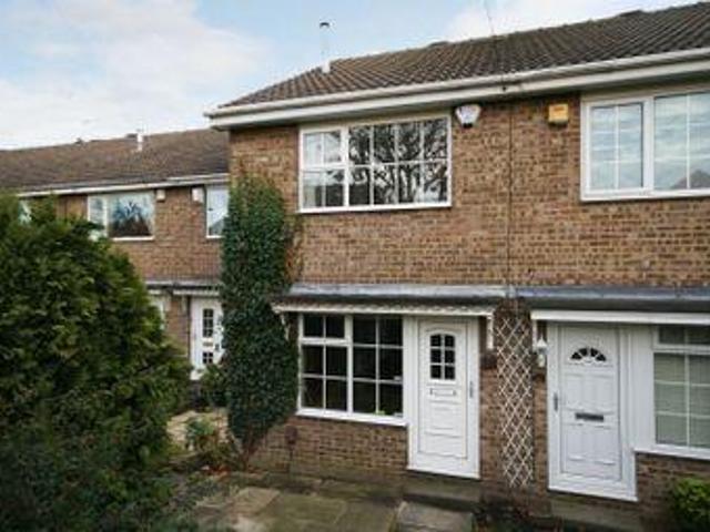2 Bedrooms Town house for rent in New Park Avenue, Farsley, Leeds LS28