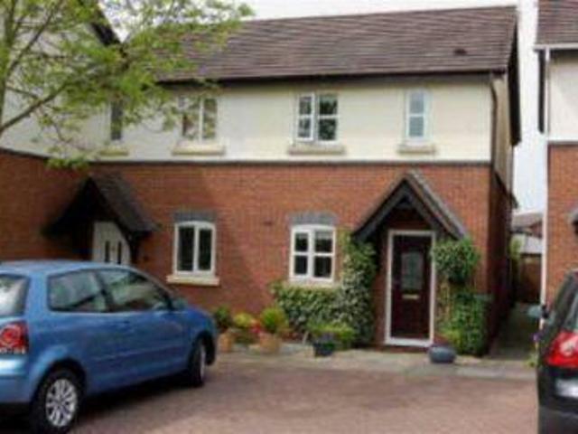 2 Bedrooms Town house for rent in Simeon Way, Stone ST15