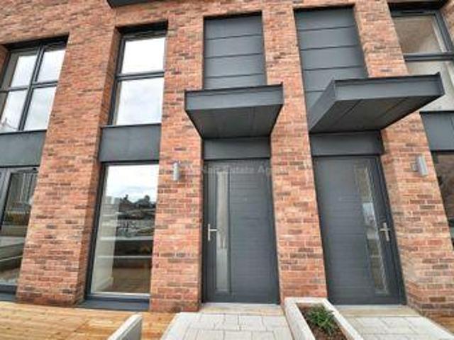 2 Bedrooms Town house for rent in Wilburn Basin, Ordsall Lane, Salford M5