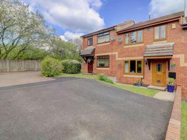 2 Bedrooms Town house for sale in Orkney Close, Radcliffe, Manchester M26