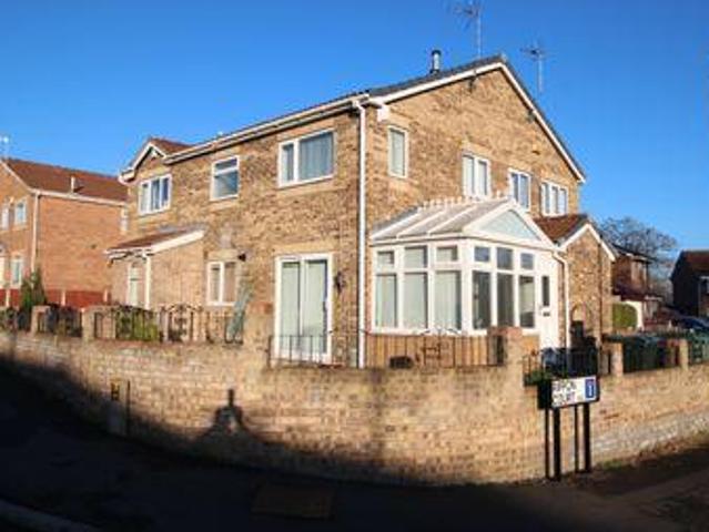 2 Bedrooms Town house for sale in Rippon Court, Rawmarsh, Rotherham S62