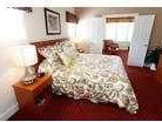 2 bedrooms Townhome in Williamsburg