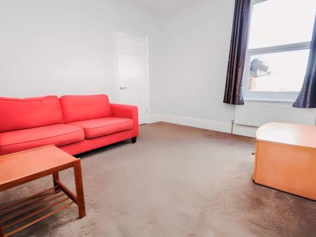 2 bedrooms 1.5 bathrooms