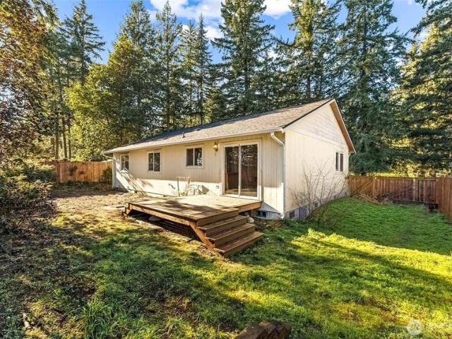 2 BEDROOMS/ 1 SHARED BATH AVAILABLE