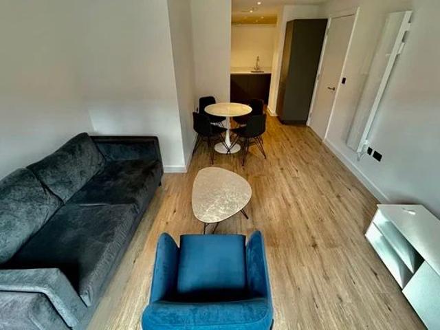 2 Beds 2 baths
