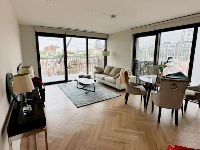 2 Beds 2 Baths
