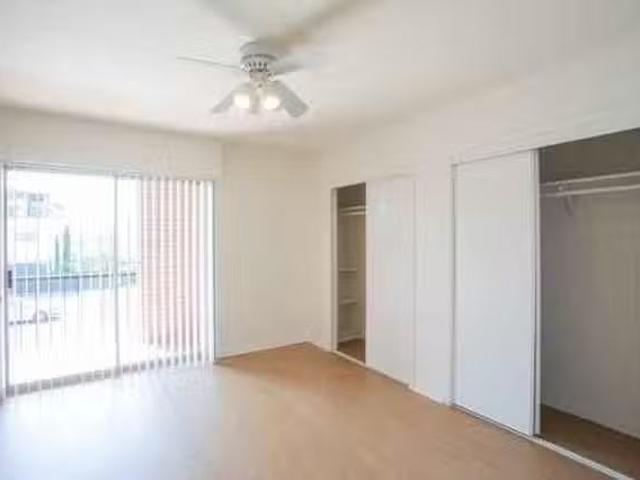 2 Beds 2 Baths