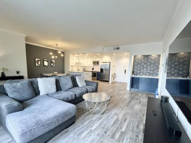 2 Beds 2 Baths Apartment