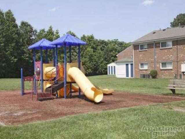 2 Beds Churchland Square
