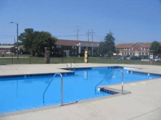 2 Beds Charleston East Townhomes