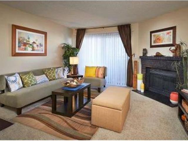 2 Beds Alton Green