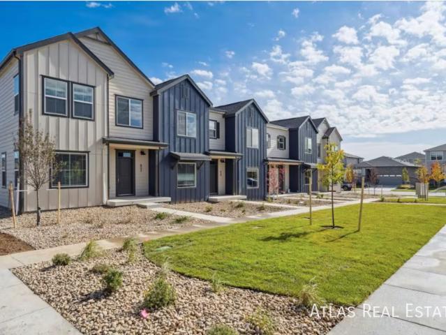 LIMITED SUPPLY on 2 beds! Move in TODAY, deposits only $1,000!