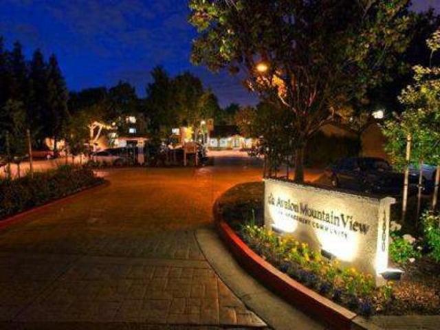 2 Beds Avalon Mountain View