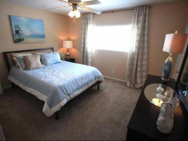 2 Beds Biscayne Apartments