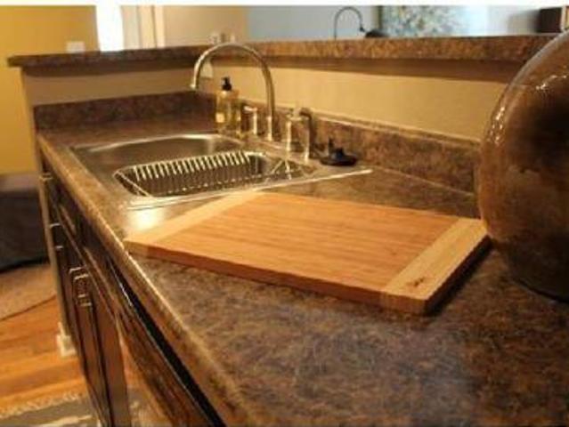 2 Beds BLVD at Medical Center