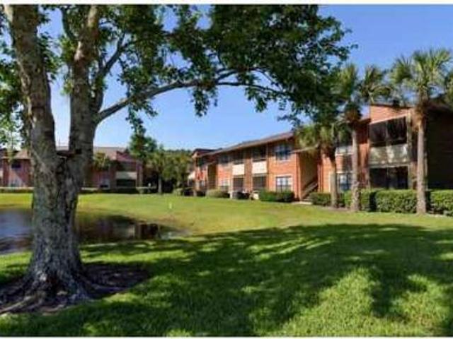 2 Beds Evergreen Club