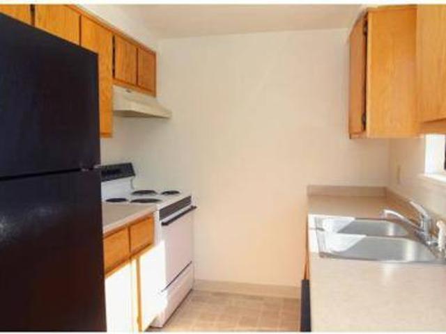 2 Beds Kipling Townhomes