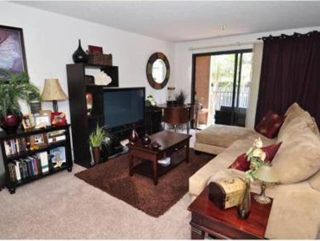 2 Beds Hillcrest Summit Apartments