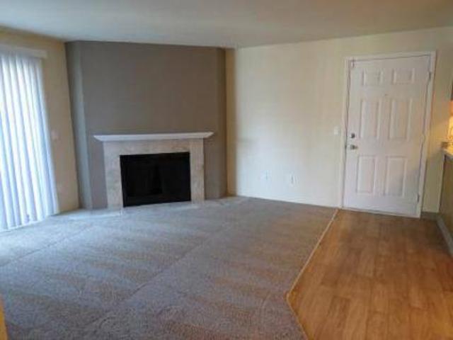 2 Beds Lake Meridian Apartment Homes
