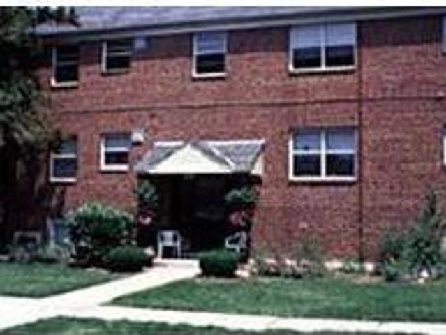 2 Beds Maplewood Apts