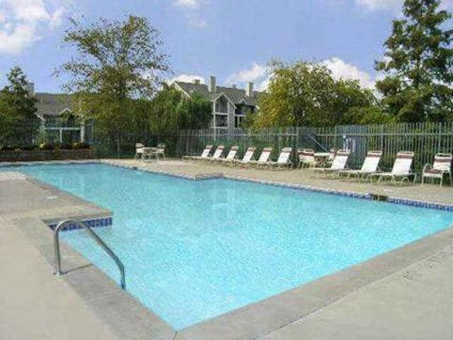 2 Beds Pelican Cove Apartments
