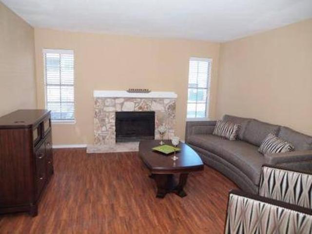 2 Beds Place at Castle Hills, The
