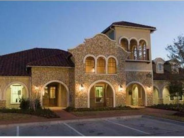 2 Beds Rosemont at Mission Trails